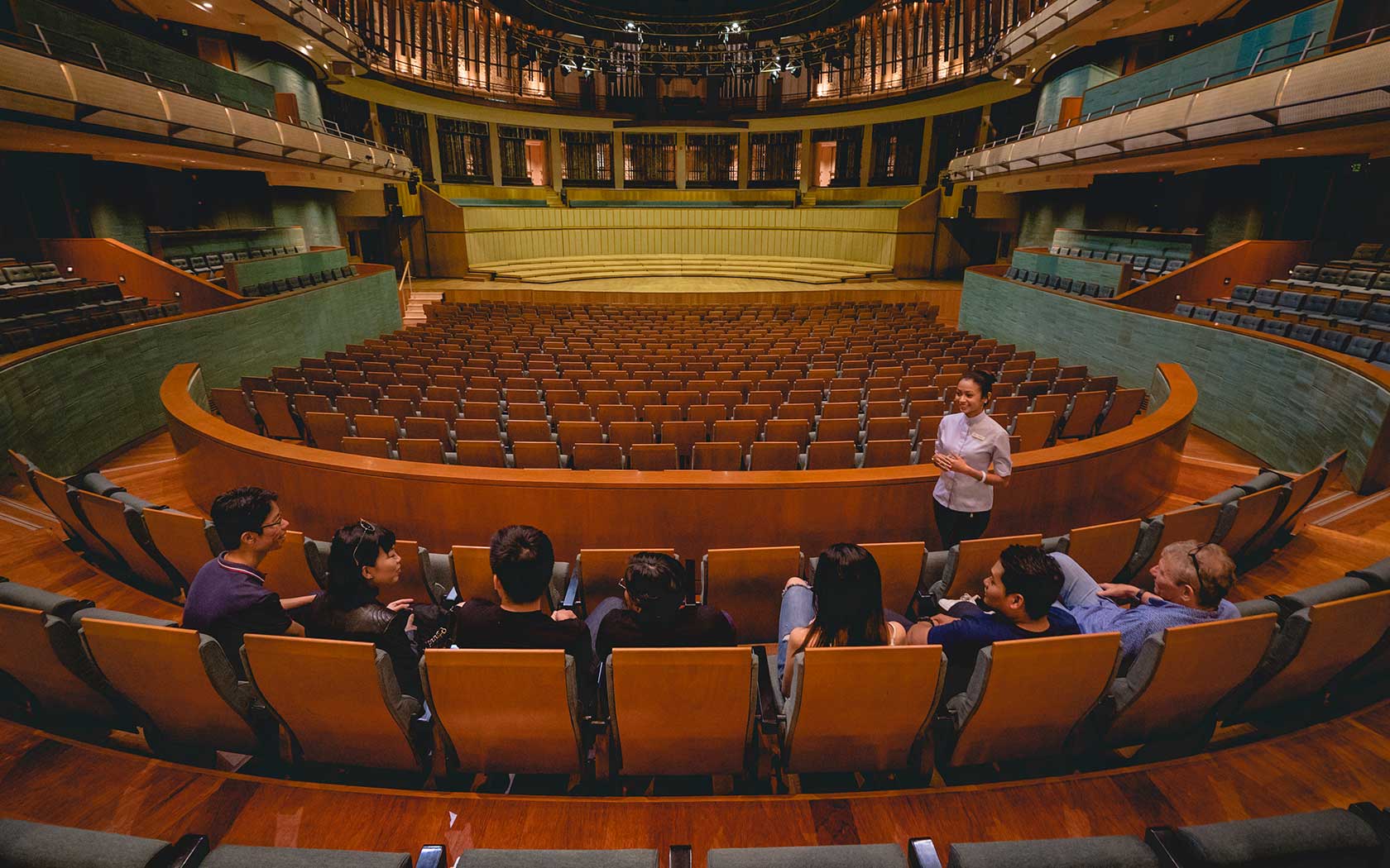 Tours & Experiences - Esplanade