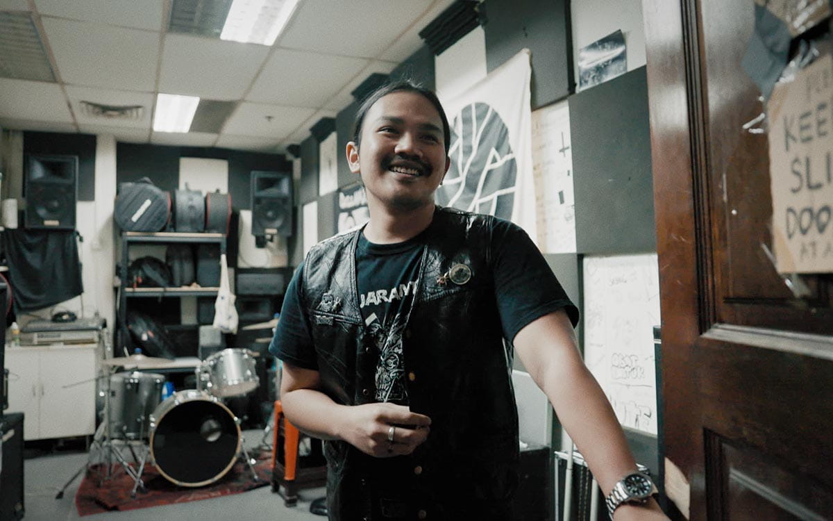 Do it ourselves - Esplanade Offstage