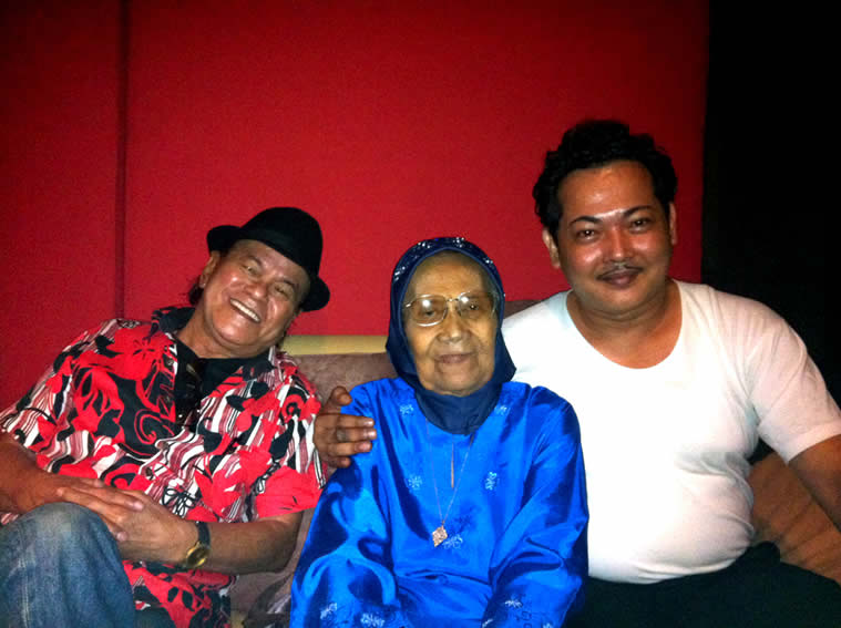 Kassim Masdor - Esplanade Offstage