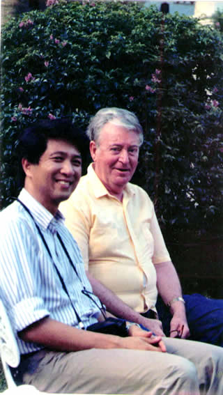 Kenson Kwok - Esplanade Offstage