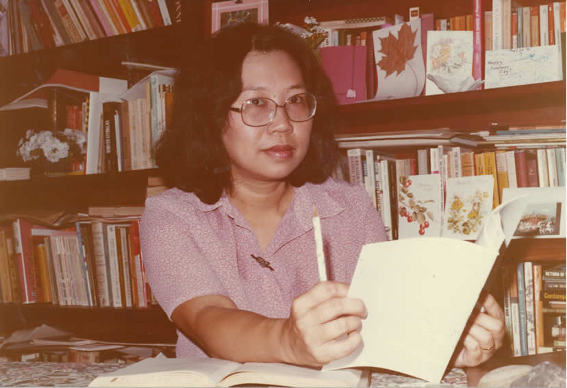 Lee Tzu Pheng - Esplanade Offstage