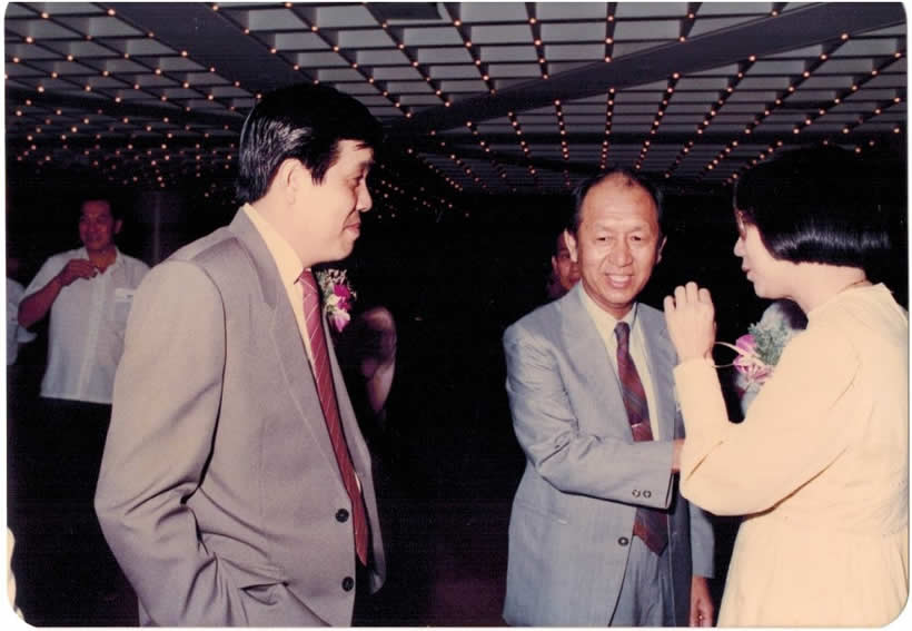 Neo Choon Hong - Esplanade Offstage