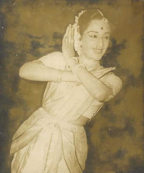 Uma Rajan - Esplanade Offstage