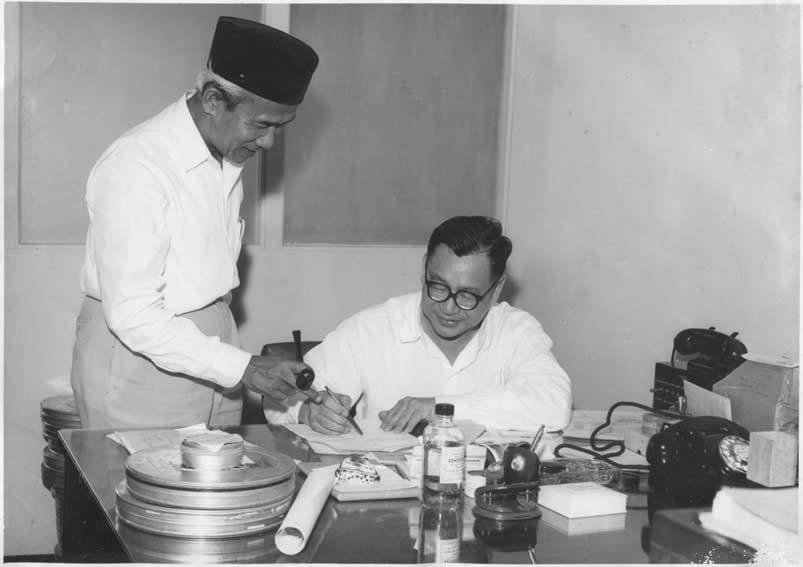 Zubir Said - Esplanade Offstage